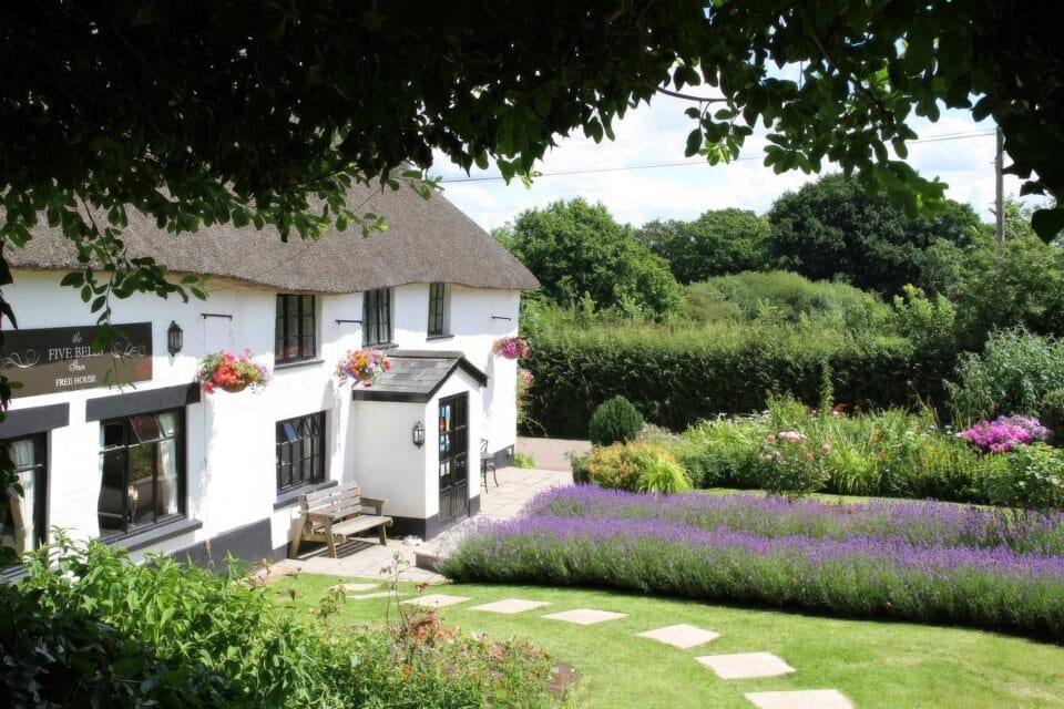 Five Bells Community Pub – Local Run Pub